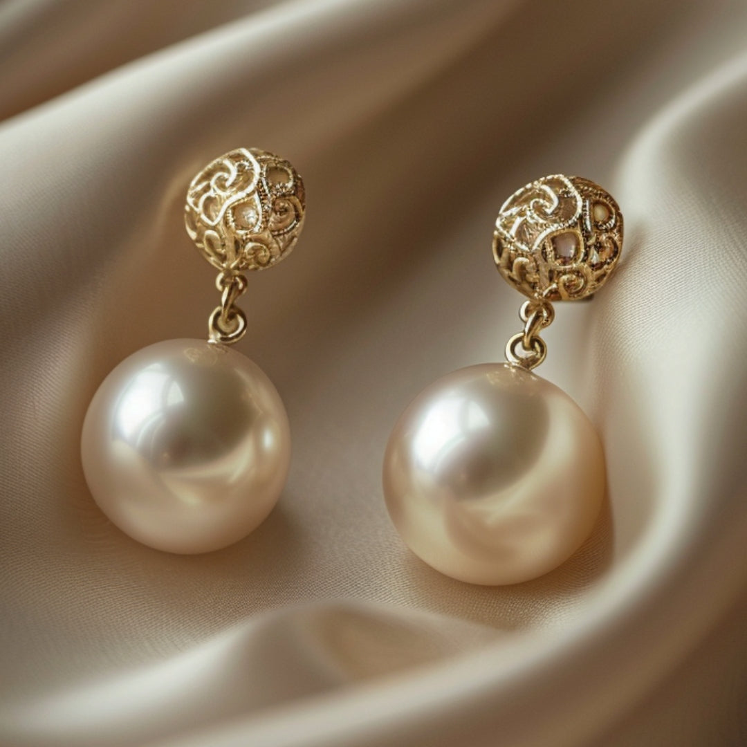 Gold Hollow Pearl Earrings – Amelia Jewelry