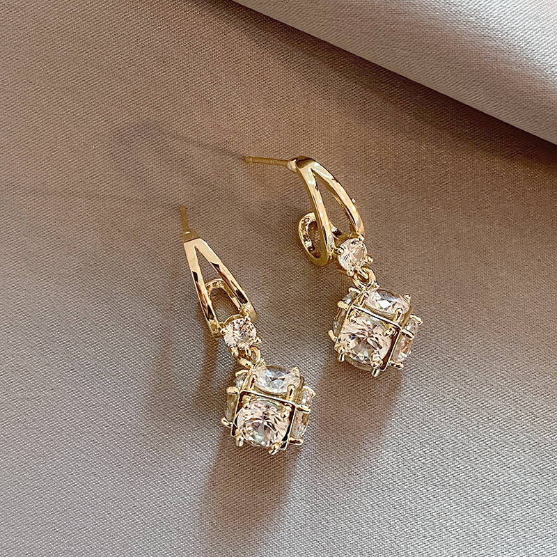 Elegant Cubic Zirconium Earrings in Gold – Amelia Jewelry