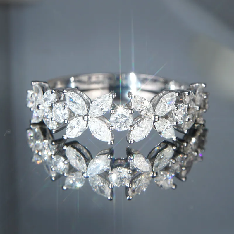 Vintage Crystal Flower Ring – Amelia Jewelry