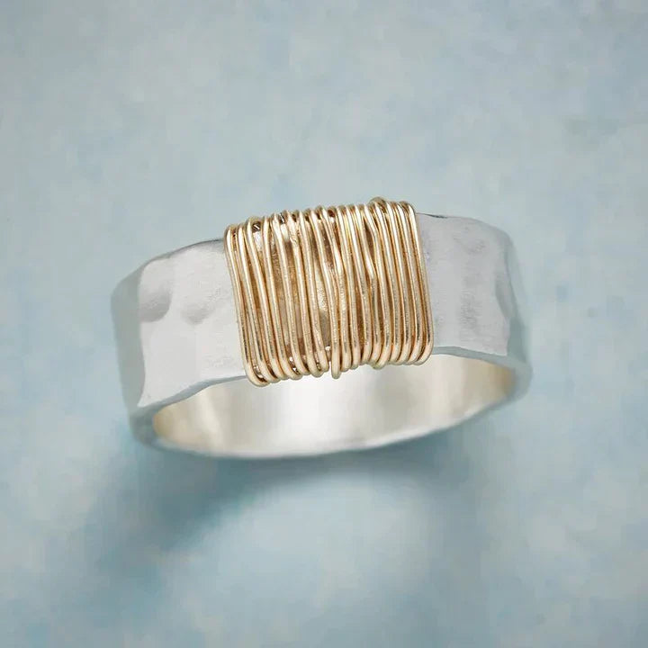 Vintage Golden Threads Silver Ring – Amelia Jewelry