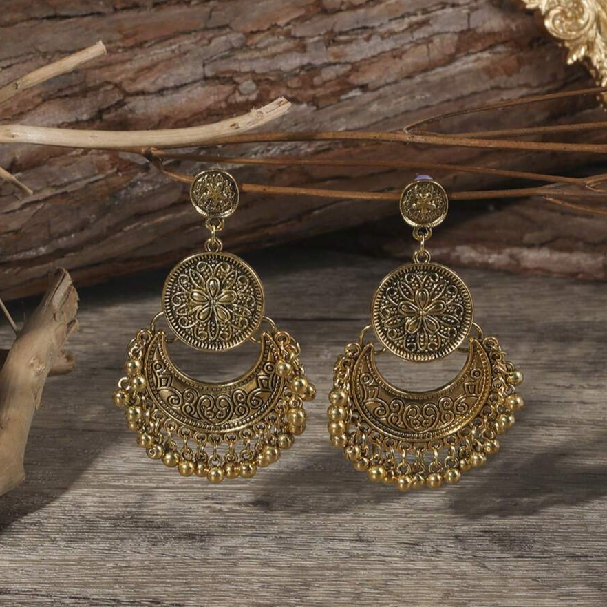 Vintage Golden Earrings – Amelia Jewelry