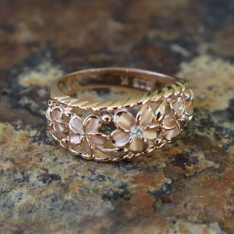 Flower Exquisite Ring – Amelia Jewelry