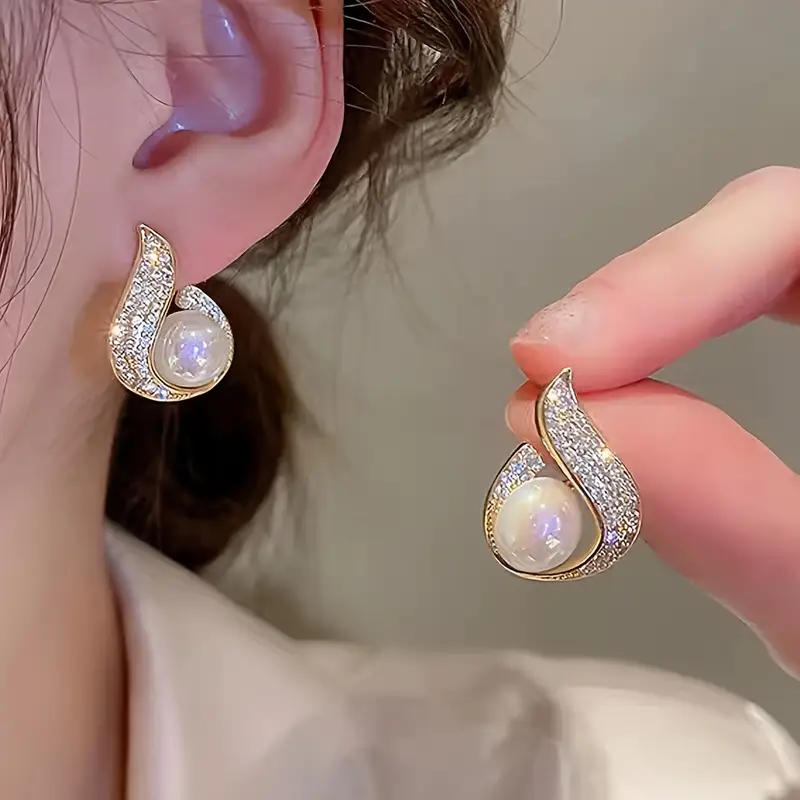 Bright Pearl Zirconia Earrings – Amelia Jewelry